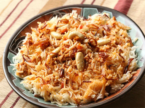 मीठा केसर पुलाव | Kesar Pulao | मीठा केसर पुलाव - Hindi Boldsky