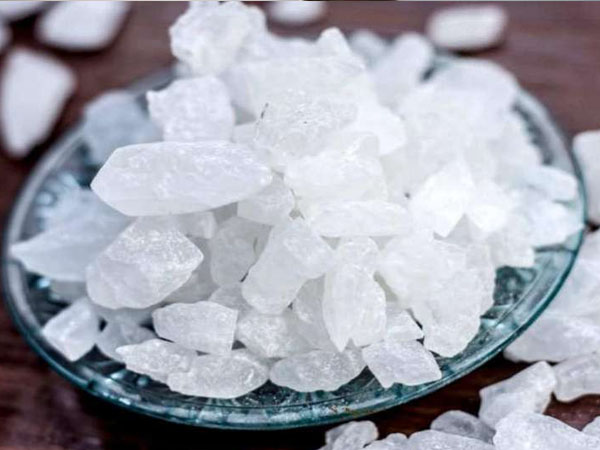 Benefits Of Mishri For Glowing Skin : ग्लोइंग और बेदाग स्किन के लिए ...