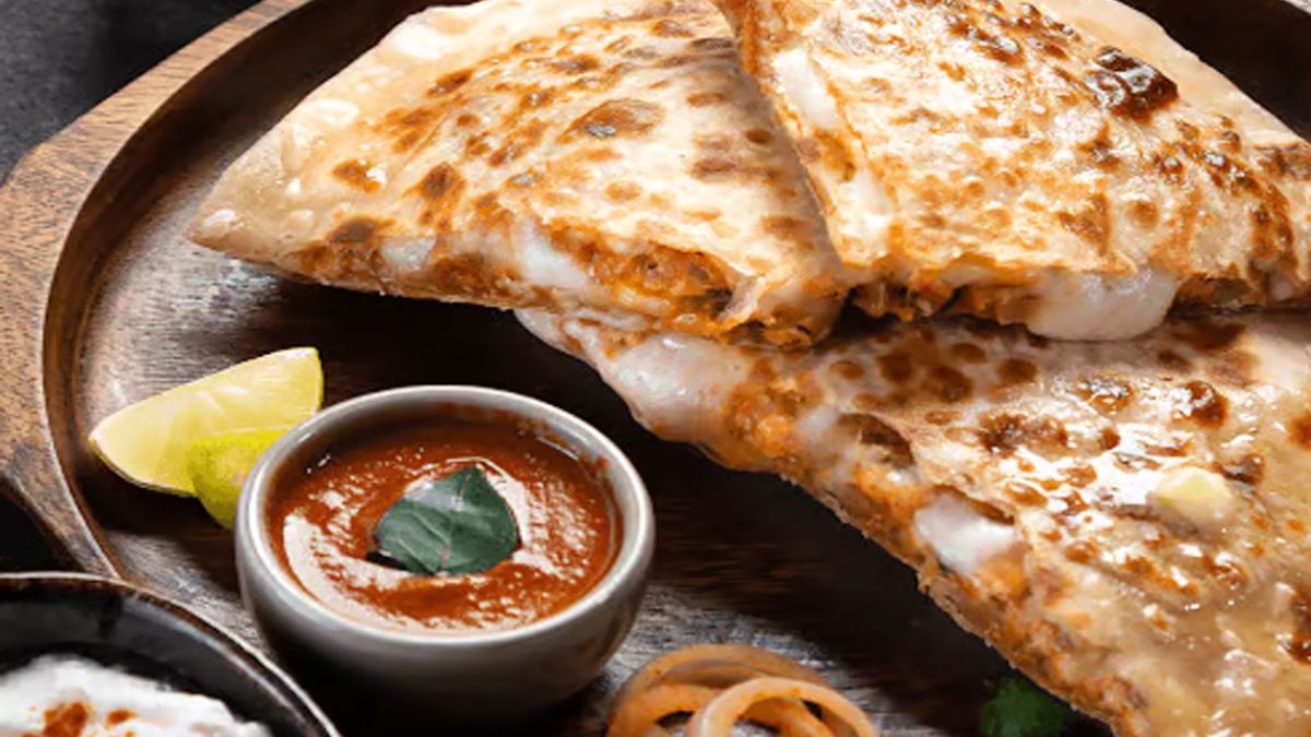 Cheese Paratha Recipe: बच्चों से लेकर बड़ों तक के मन को ललचाएगा यह चीज़ ...