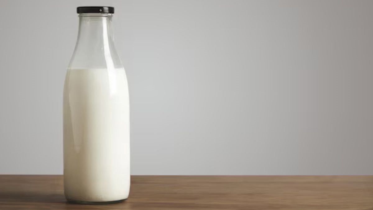 World Milk Day 2024: सबसे ताकतवर दूध जो हजारों रुपए लीटर में है ब‍िकता ...